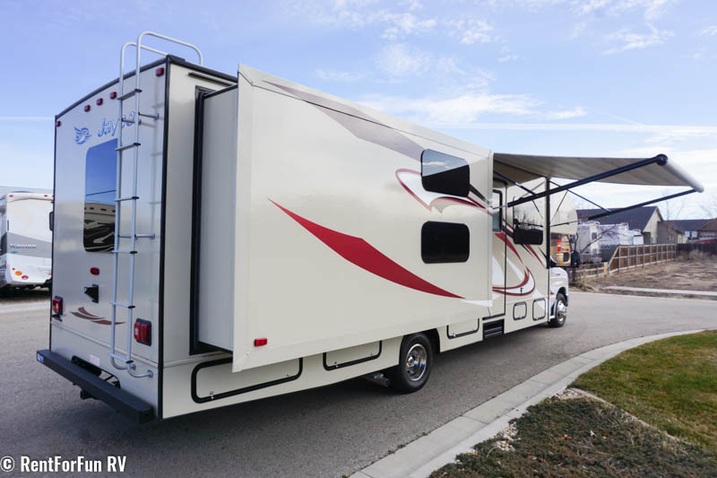 31-Redhawk-RV-Rental-4
