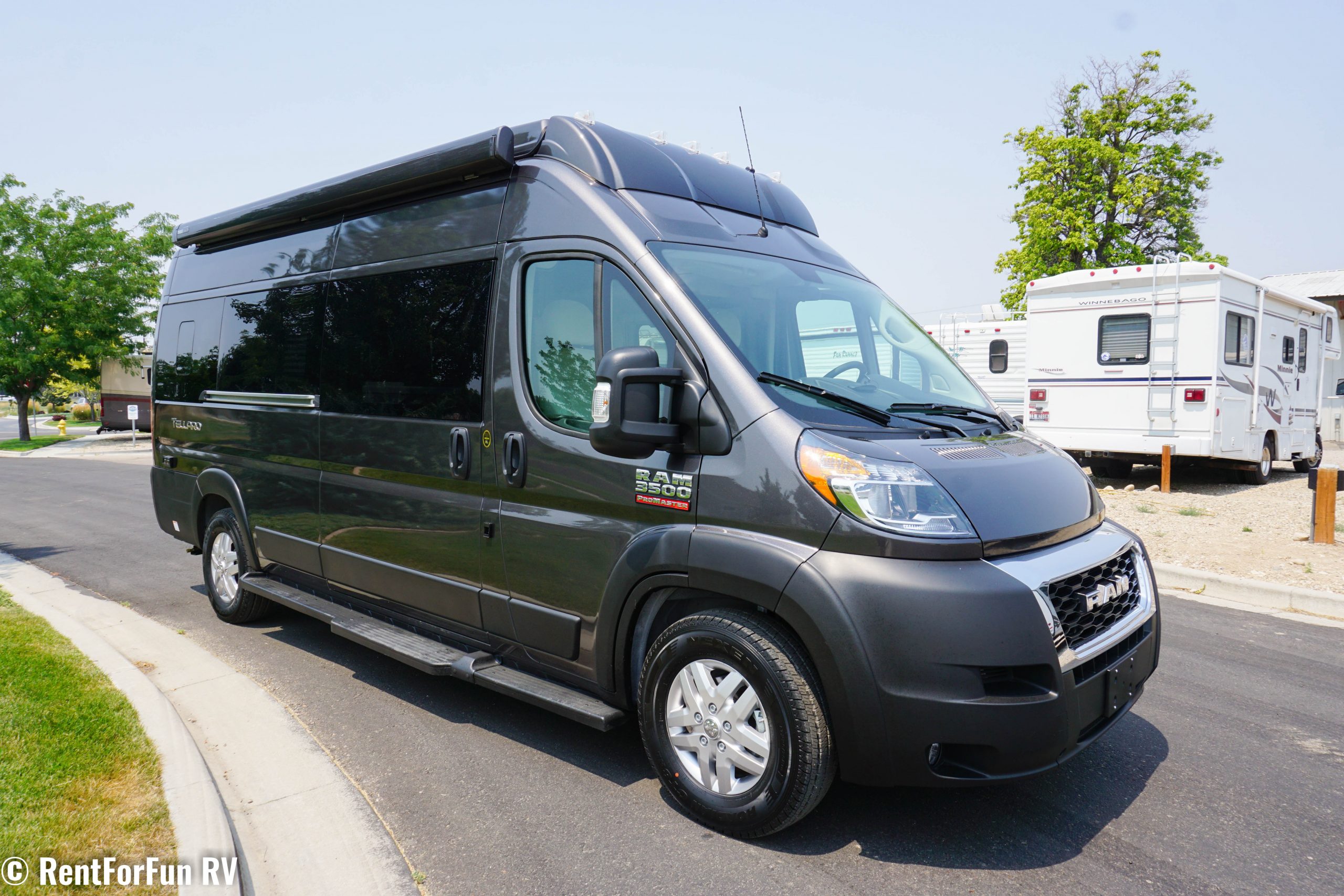 21-Tellaro-RV-Rental (1 of 25)